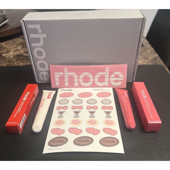 rhode skin | Makeup | Rhode Skin Strawberry Glaze Sugar Cookie Peptide ...
